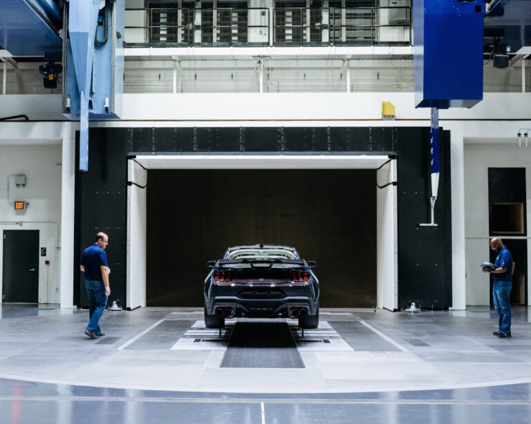 Ford uses 322km/h wind tunnel to optimize aerodynamics of track-capable ...