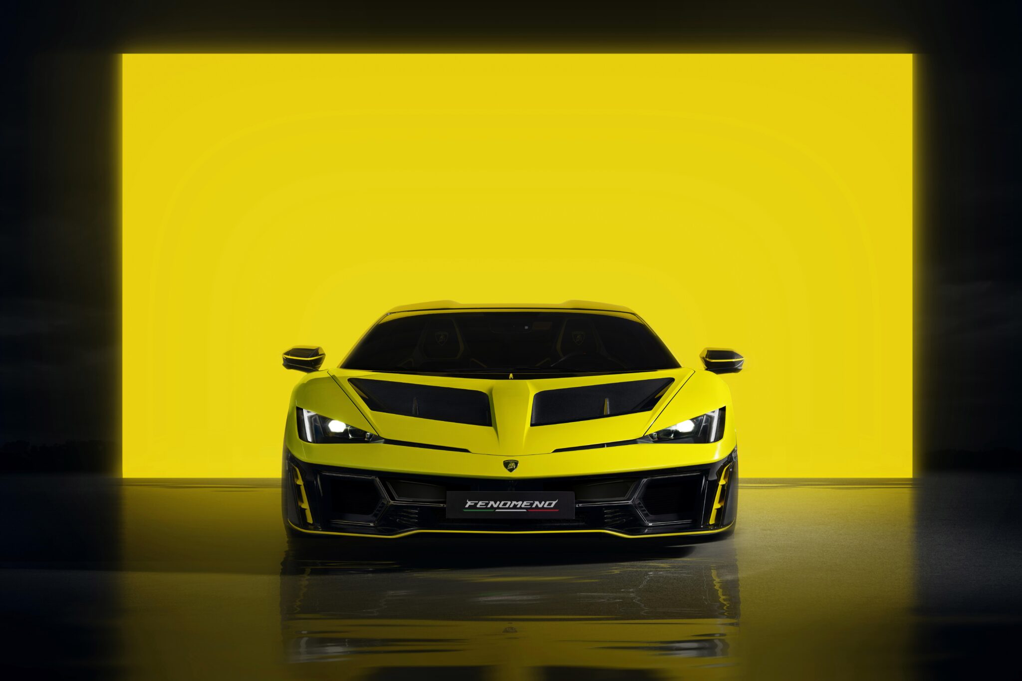 Introducing the fastest Lamborghini ever – the V12 Fenomeno ...